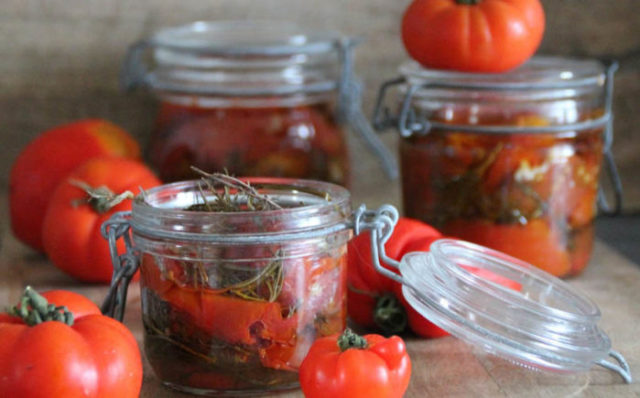 Comment conserver ses tomates maison