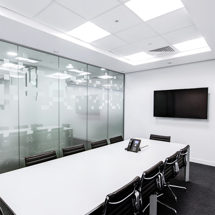 Créer une ambiance lumineuse dans le bureau grâce au panneau LED