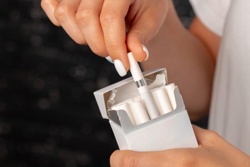 Voici la véritable composition d'une cigarette de tabac