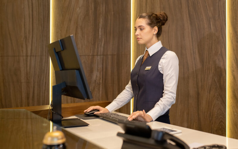 Quel logiciel hôtelier choisir pour une gestion optimale des réservations