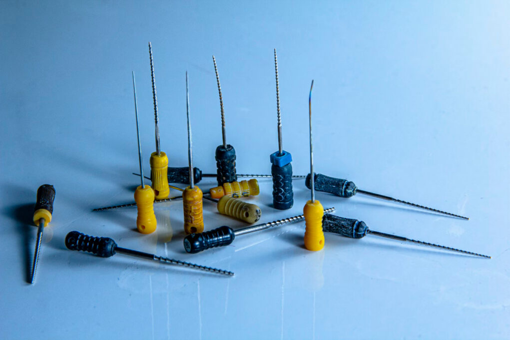 Lime Endodontique Manuelle : définition et usages en endodontie