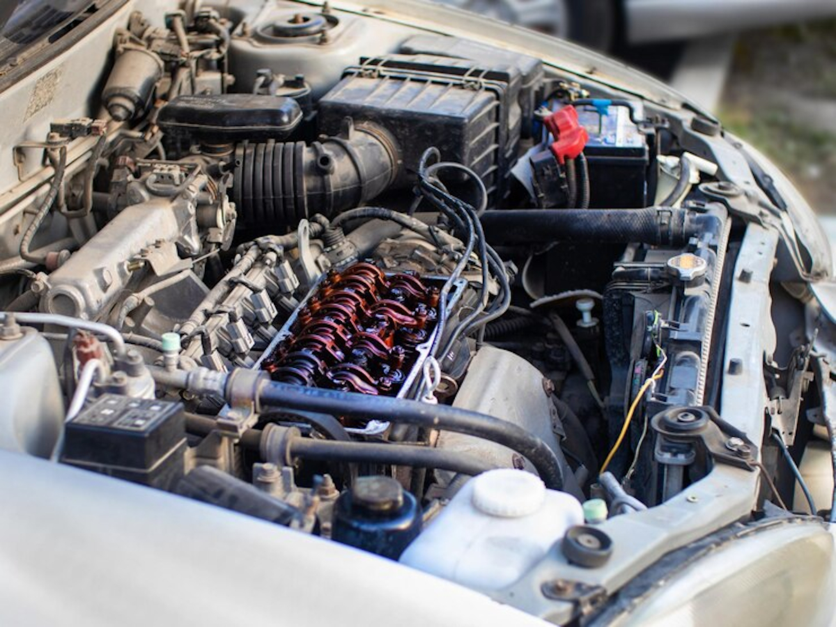 L'Histoire du OM605 : retracer l'évolution d'une icône mécanique