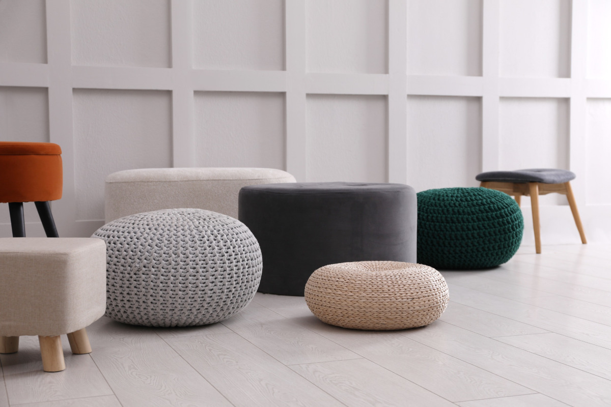 Le pouf rond : découvrez cet un incontournable pour votre salon