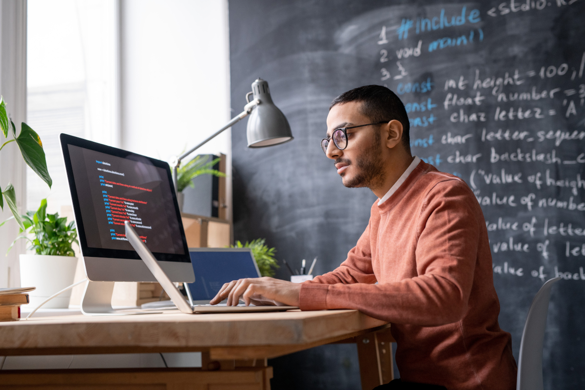 Pourquoi apprendre TypeScript est essentiel pour les développeurs Front-End